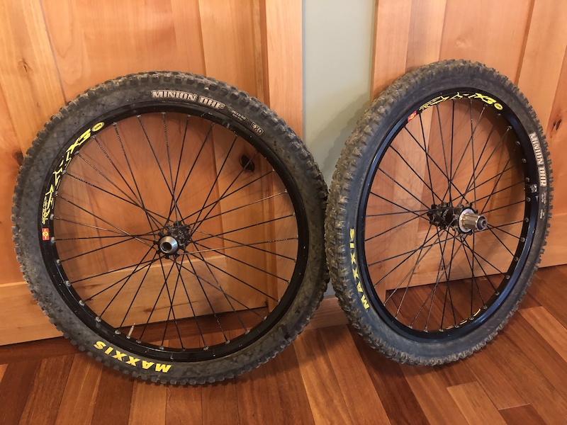 Industry 9 DH Wheel set 150x12, 20x110 *New Price* For Sale