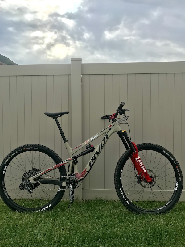 2019 Pivot Firebird 29 Custom For Sale