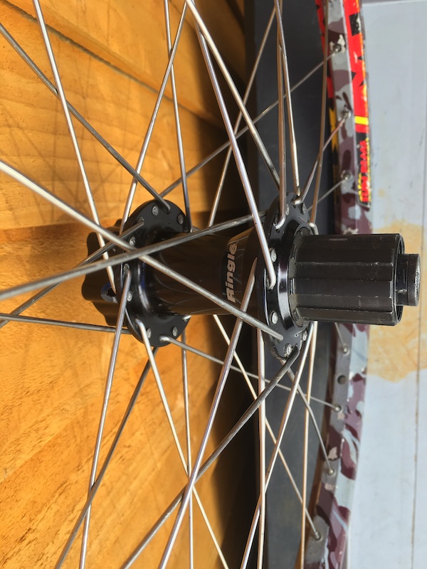 2006 Ringle hub on camo sun mtx rim For Sale