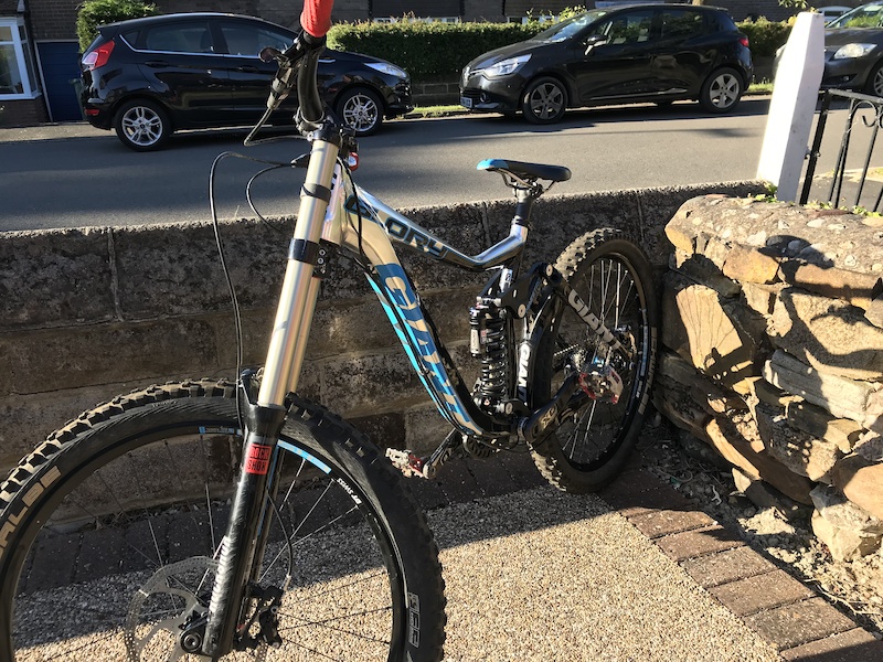 2013 Giant Glory 0 Danny Hart DH Down Hill Bike For Sale