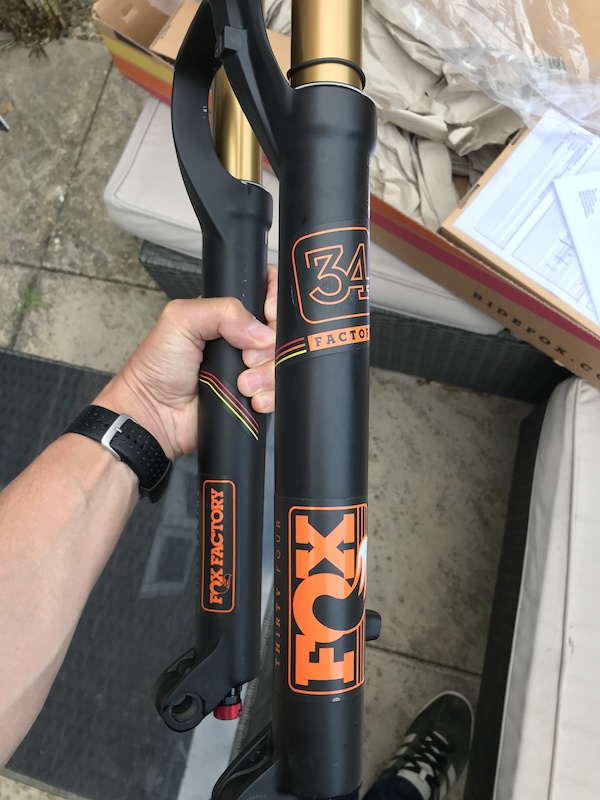 2017 Fox 34 Factory - New CSU For Sale