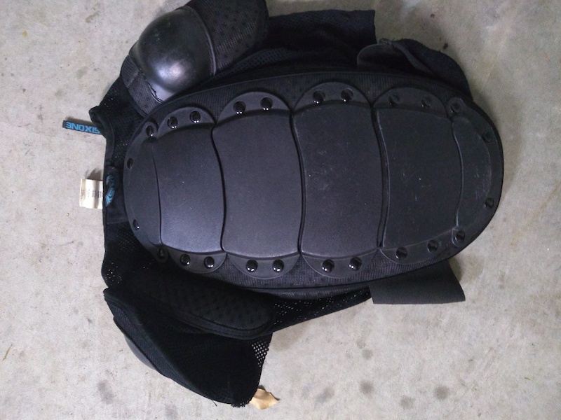 SisSixOne 661 Body Armour For Sale