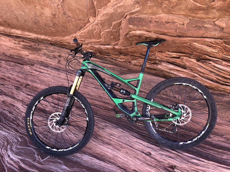 2016 YT Capra cf Pro Medium For Sale