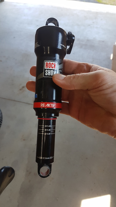 2017 Rockshox Deluxe Re:Aktiv 230x57.5mm For Sale