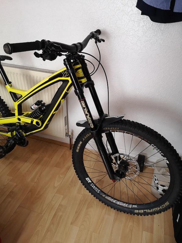 2016 Yt Tues carbon need gone asap For Sale