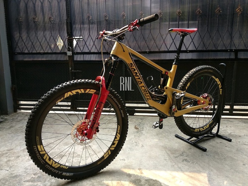 2018 Santacruz Nomad 4 For Sale