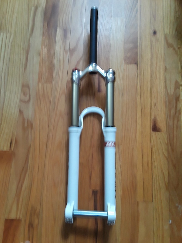 Manitou minute 140mm fork For Sale