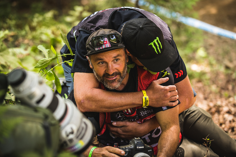 Sven Martin - Steve Peat in Leeds, United Kingdom - photo by ...