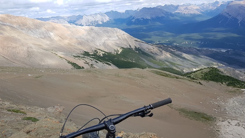 Landslide Lake Trail Hiking Trail - Feild, Alberta