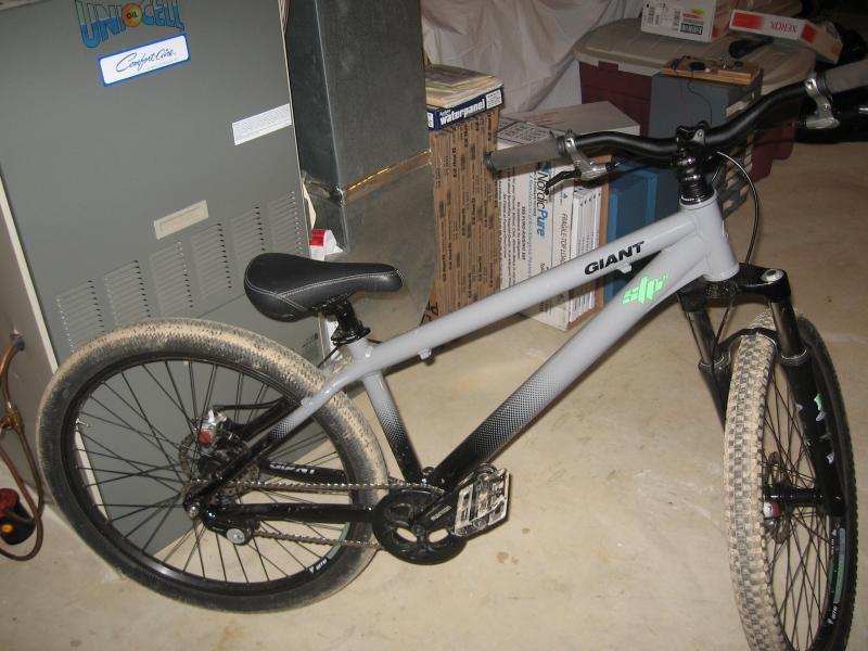 wqert at MY BASEMENT in Ellicott City, Maryland, United States - photo ...