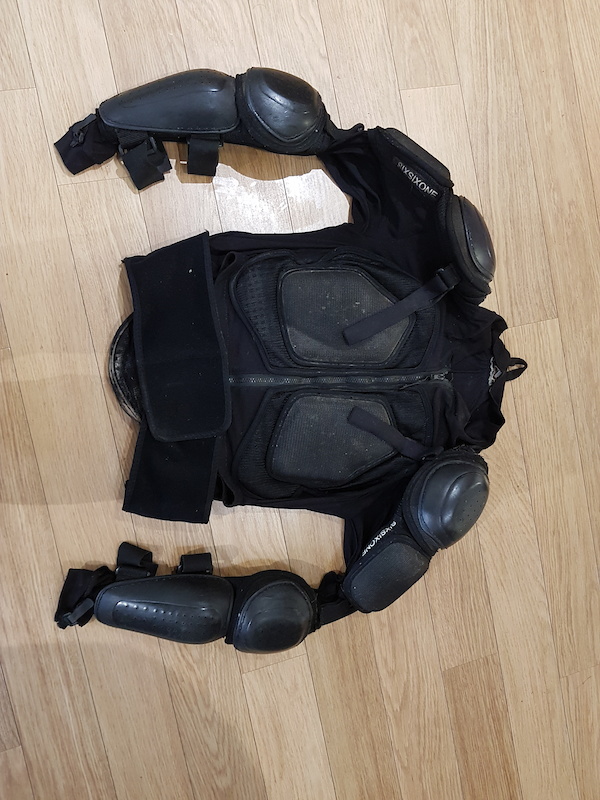 2012 661 body armour size L For Sale