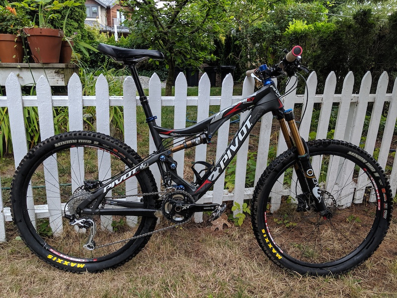 2013 Pivot Mach 5.7 Carbon, Medium For Sale