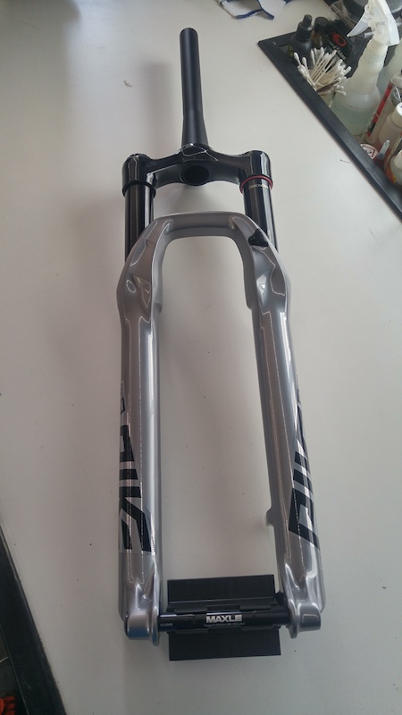 2020 ROCKSHOX PIKE Ultimate boost 29" Silver - 140mm NEW!! For Sale