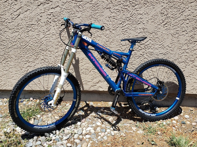 2005 Intense UZZI Downhill For Sale