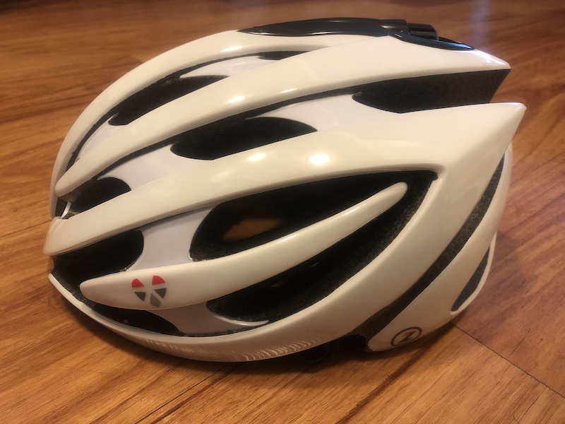 NEW Lazer Genesis LifeBEAM Helmet, White, Large, ANT+ For Sale