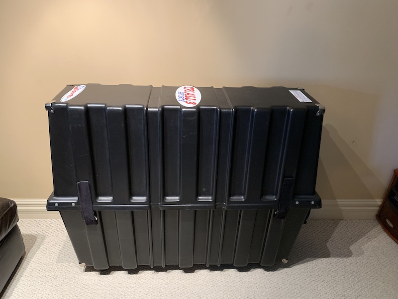 Hard shell bike box For Sale
