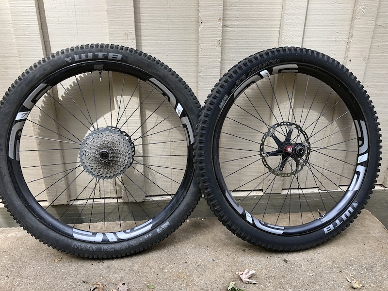 2019 ENVE M735 27.5" wheelset DT Swiss Hubs Boost For Sale