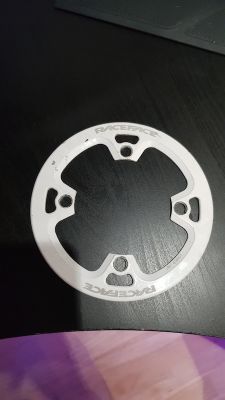 White RaceFace Bash Guard 104BCD 36T For Sale