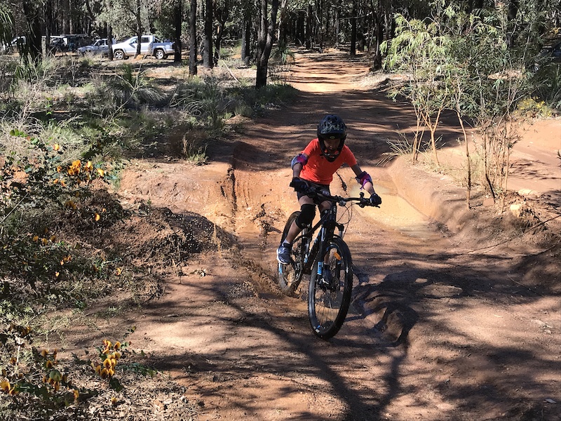 Fireroad (Gunjin North) Mountain Biking Trail - Perth