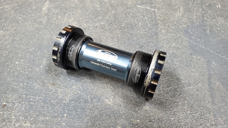 Hope Ceramic Bottom Bracket 68/73mm for 24mm For Sale