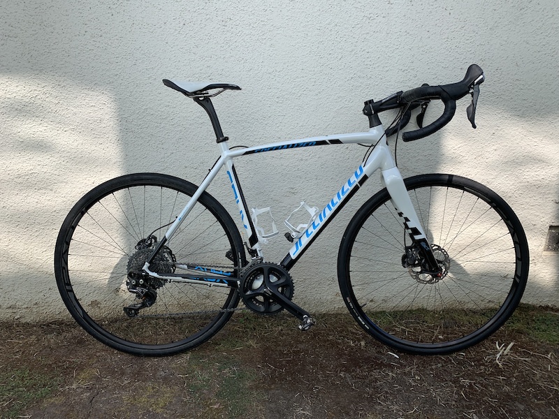 2017 Specialized CruX e5 with a nice kit and power meter For Sale