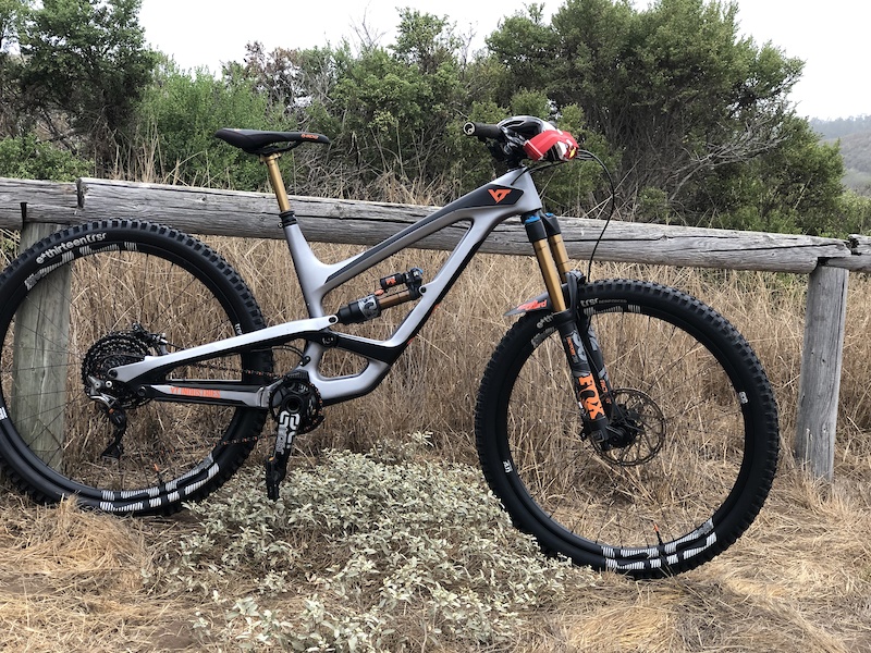 2018 YT Capra pro race For Sale