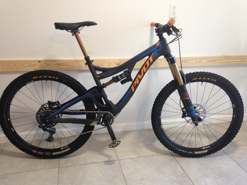 2017 Pivot Mach 6 V2 Carbon For Sale