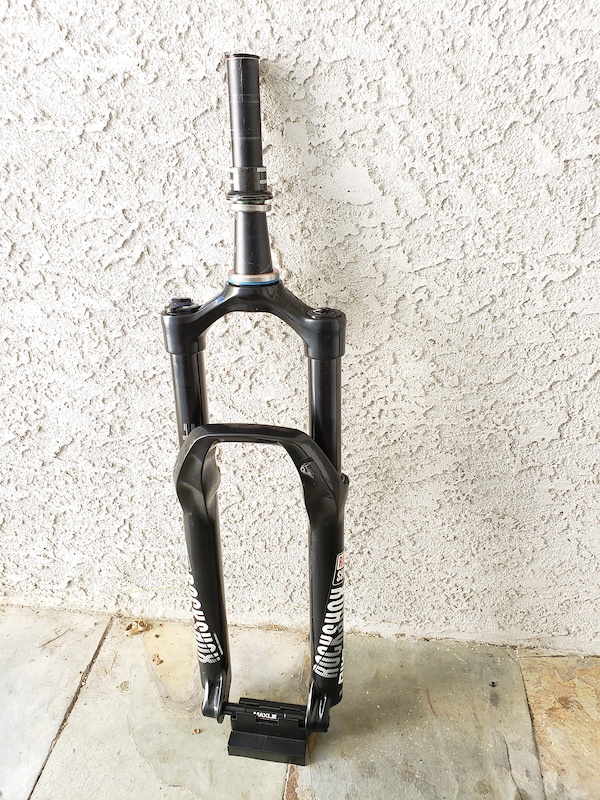 2019 Rockshox Pike RCT3 27.5" 140mm with Charger 2 Damper For Sale
