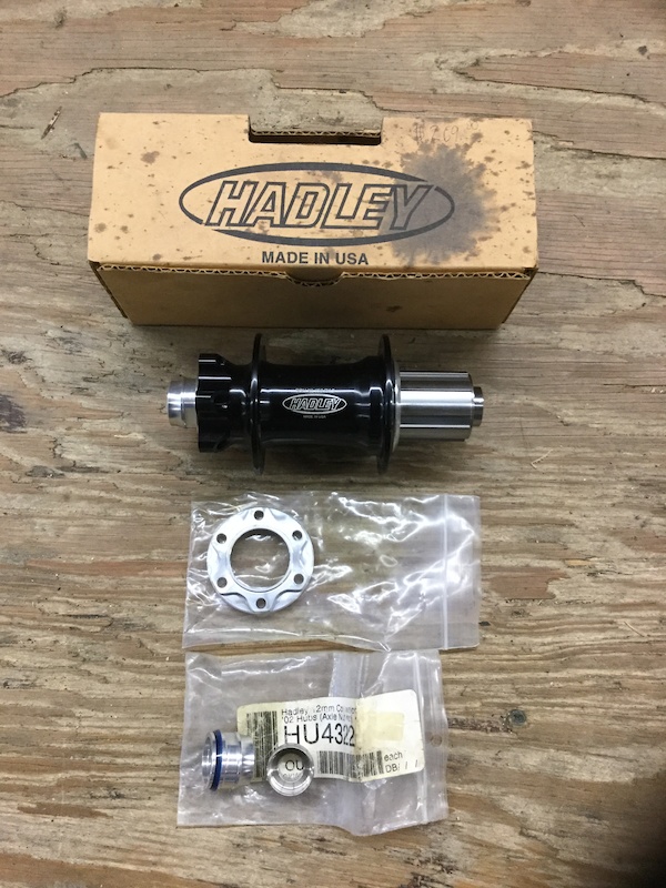 Hadley rear DH hub 150 x 12mm THRU AXLE 32H For Sale