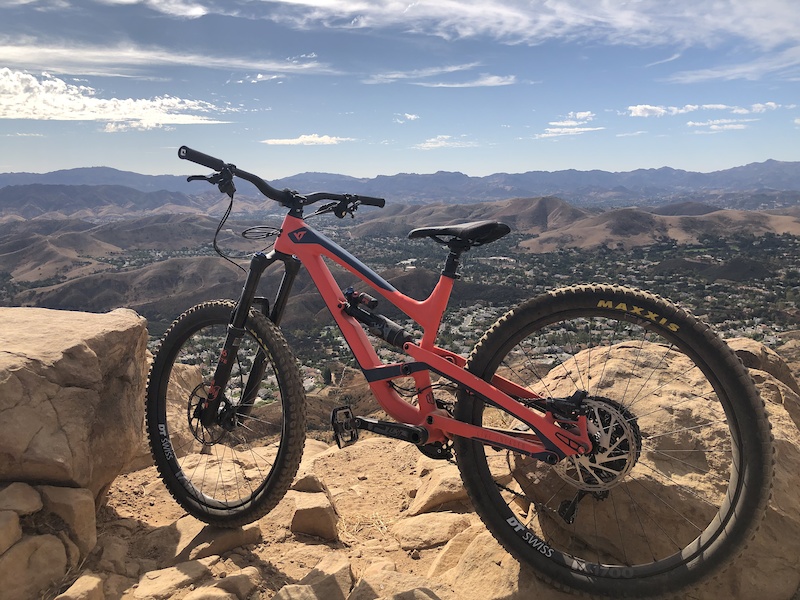 2019 YT Capra 27 AL Comp M Ember/Blue For Sale