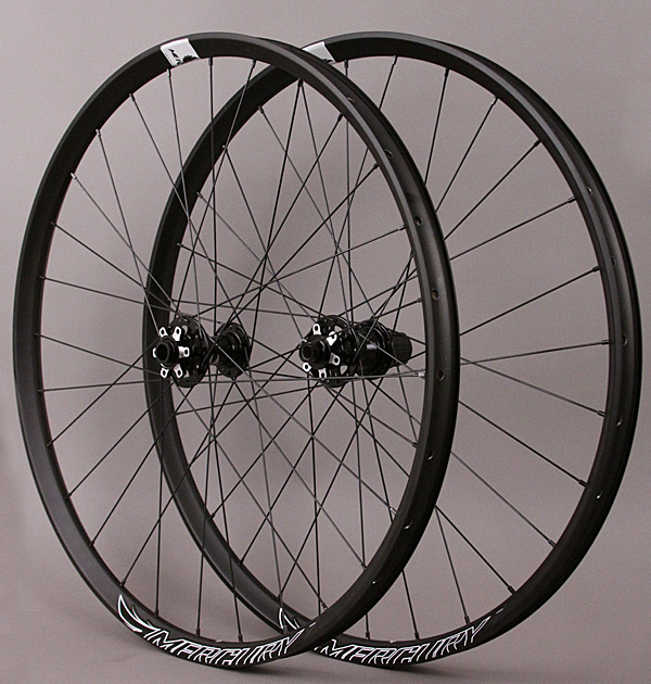 Hand Built Ryde Edge M30 Mountain Bike Wheels Novatec For Sale