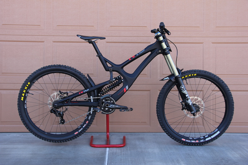 2018 Like New INTENSE M16 Expert DH Bike For Sale