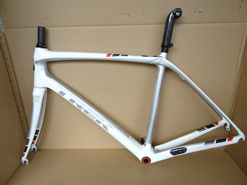 Trek Domane 5 Series Full Carbon Frame Size 56cm For Sale