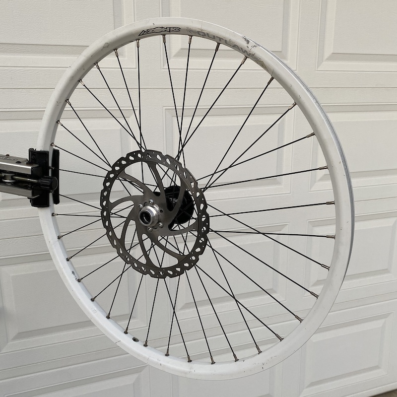 Azonic front wheel + Maxxis tires For Sale