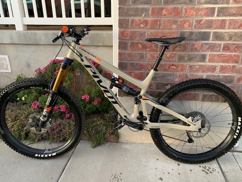 2019 Pivot Firebird, Large For Sale