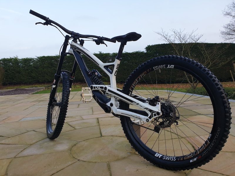 2015 YT Tues CF Comp / Race Downhill For Sale