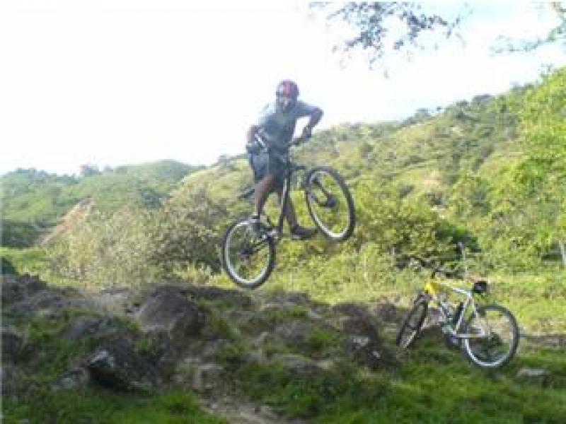 cristian at trocha toro in Cartago, Colombia - photo by cristiansonata ...