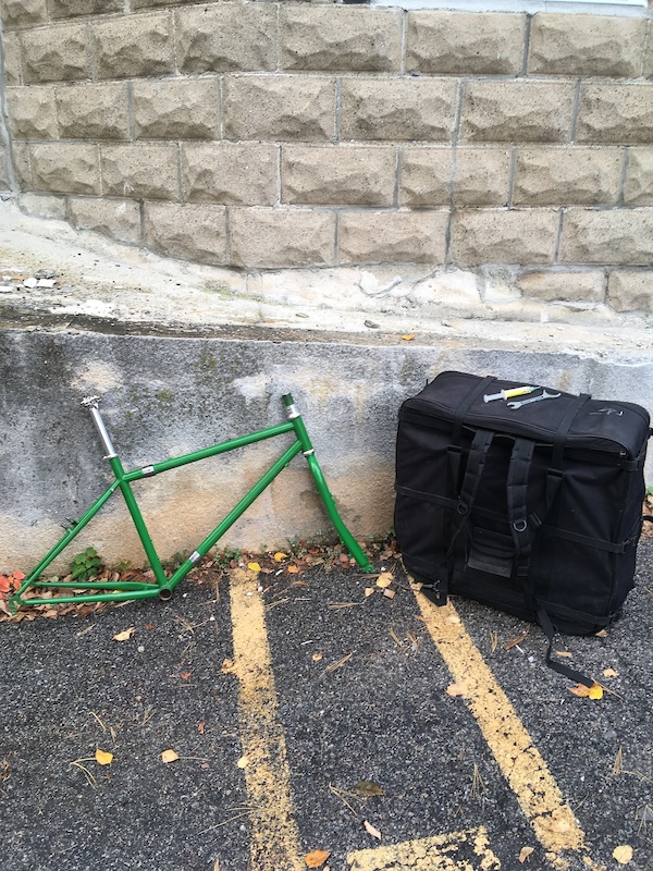 S&S coupler travel frameset w/ foldable travel case For Sale