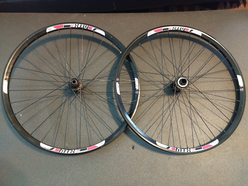 Zee DH wheelset For Sale