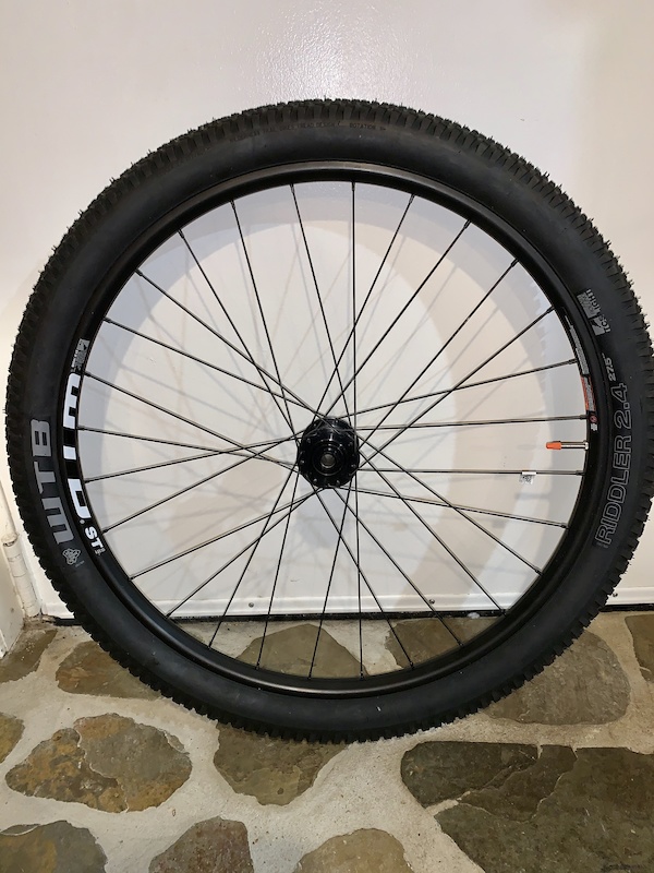 2019 WTB ST i25 TCS Wheel set w/ WTB Riddler tires For Sale