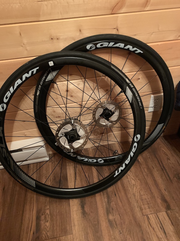 2019 Giant Carbon Wheel Set For Sale
