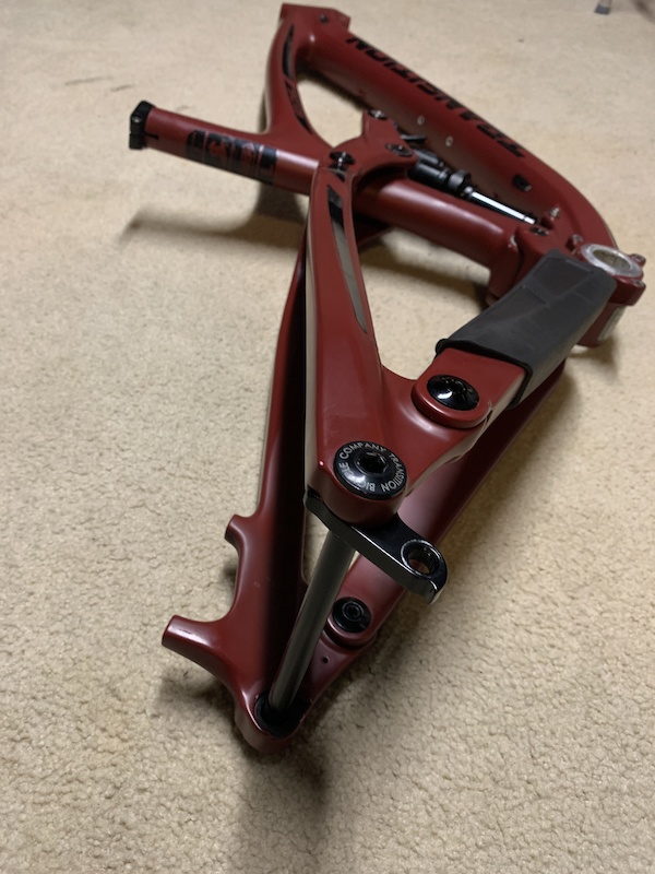 2019 Transition Sentinel Pinot Noir carbon For Sale