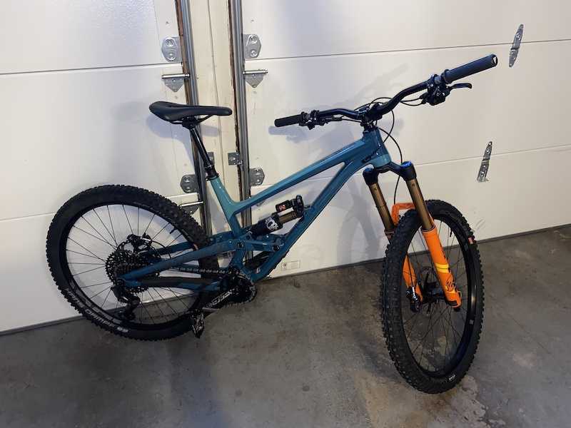 2019 COMMENCAL CLASH For Sale