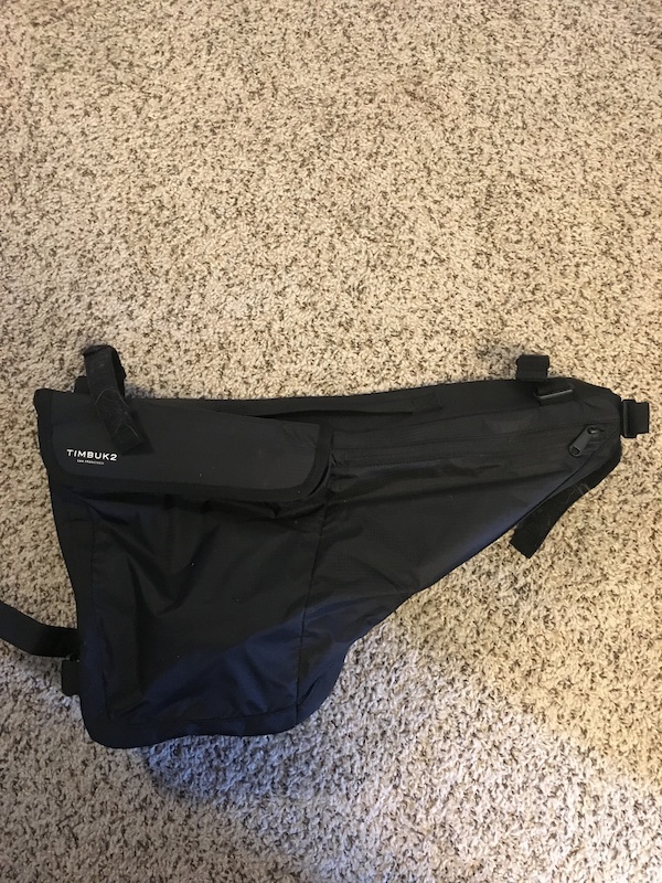 2019 Timbuk2 core frame bag For Sale
