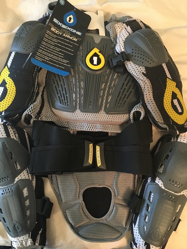 661 Pro Pressure Suite body armour For Sale