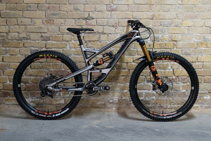 2017 YT Capra Pro Race Medium For Sale