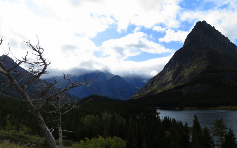 Swiftcurrent Lake Trail Hiking Trail - - Montana