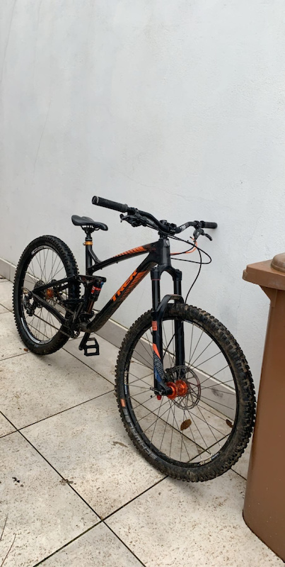 CUSTOM TREK REMEDY 9.9 For Sale