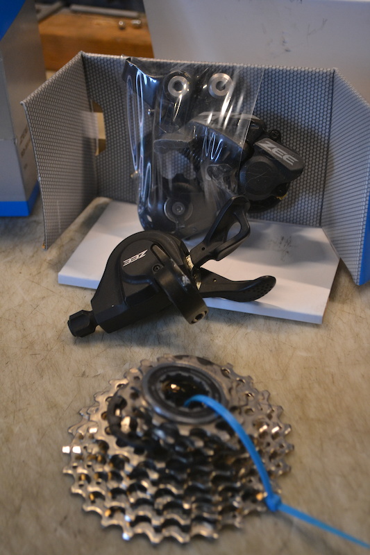 2019 Shimano zee groupset new derailleur For Sale