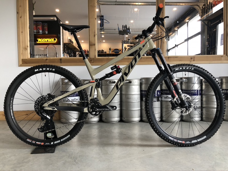 2020 Pivot Firebird Carbon Race X01 - 29" For Sale